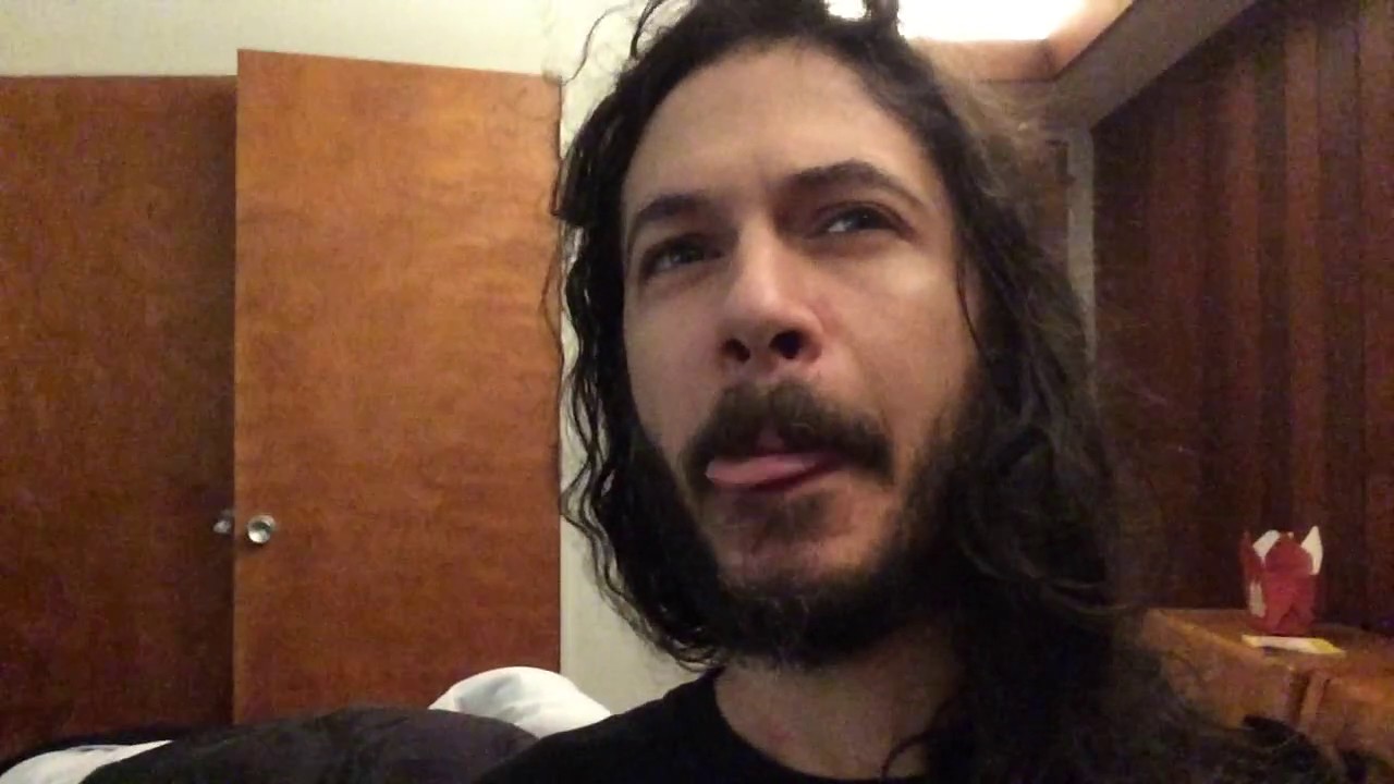 ALIEN DEAD 1980 review - YouTube