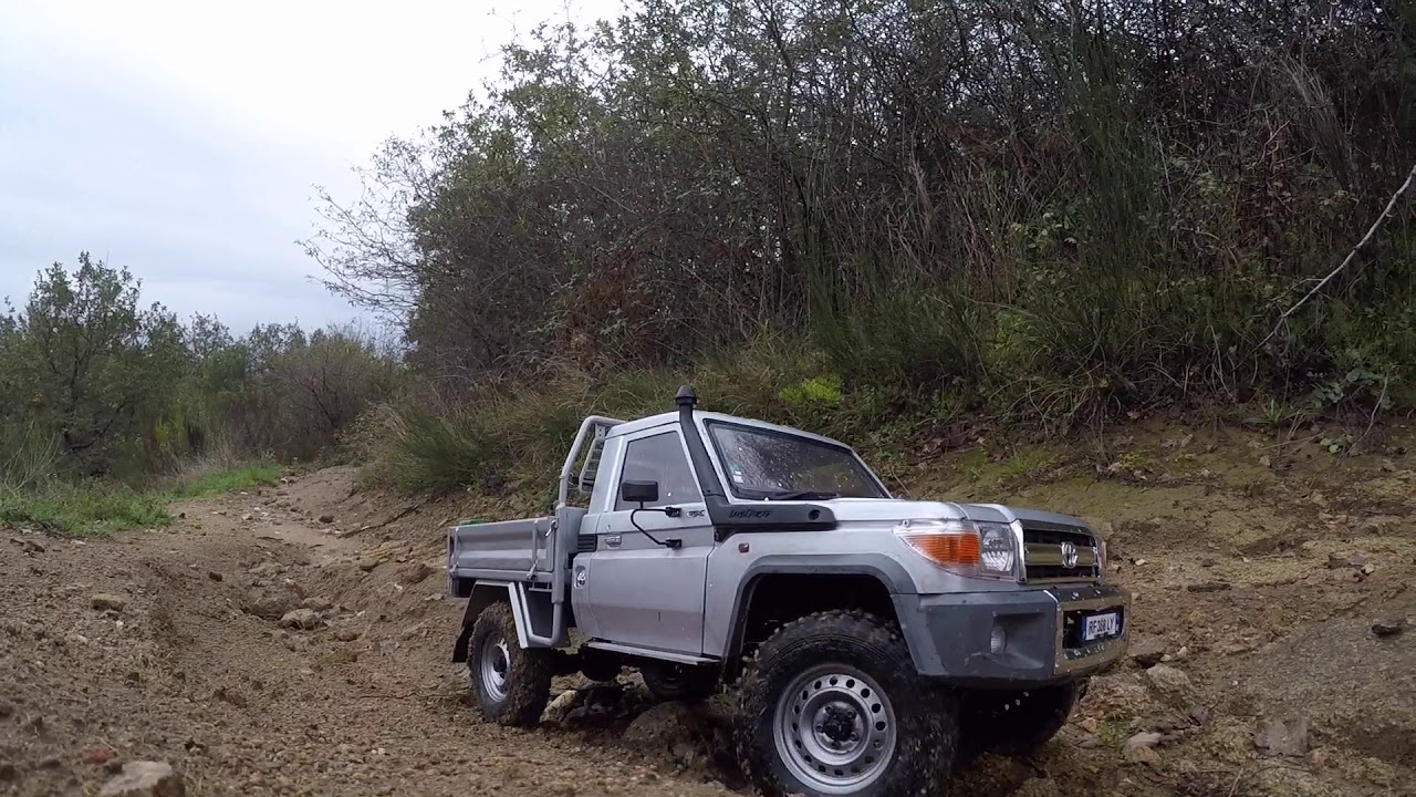 Boom Racing BRX01 kit 1/10 4WD Killerbody LC70 Hard Body CChand Rear ...