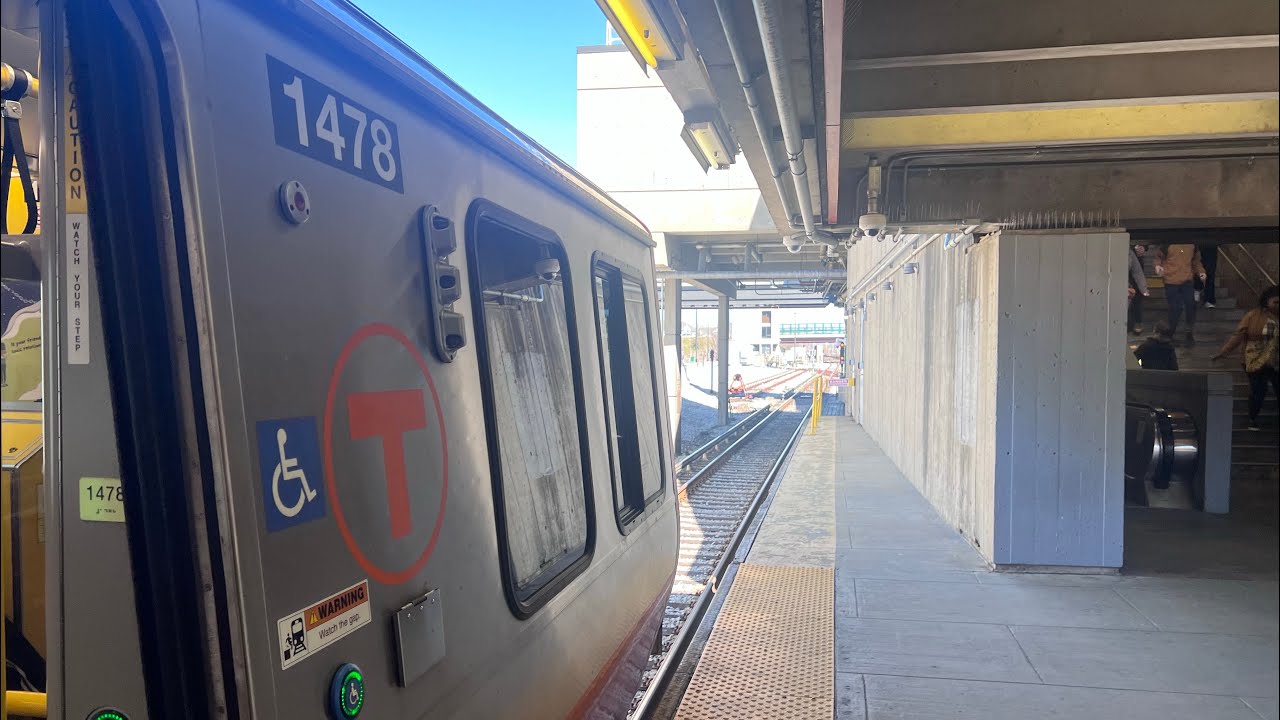 MBTA Orange Line approaching Wellington - YouTube