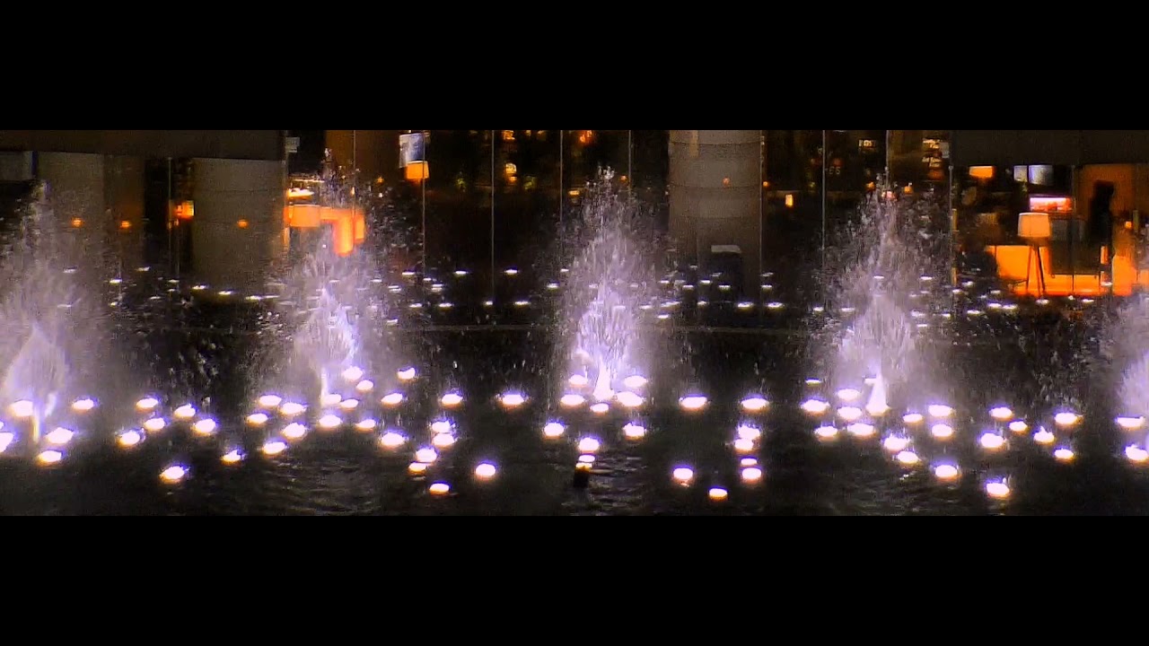 Canal City Hakata fountain show♪Ride of the valkyries Nozzle fountain ...