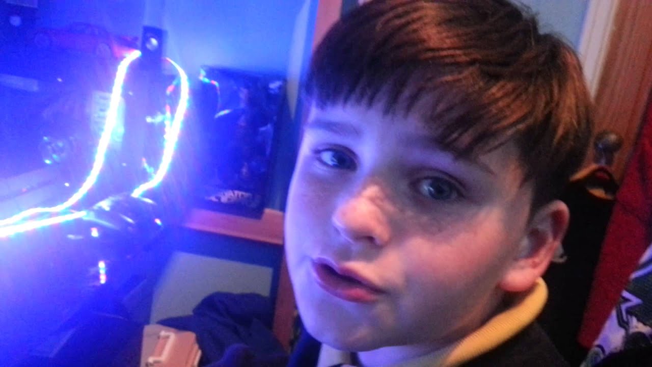 Tylers room tour!! - YouTube