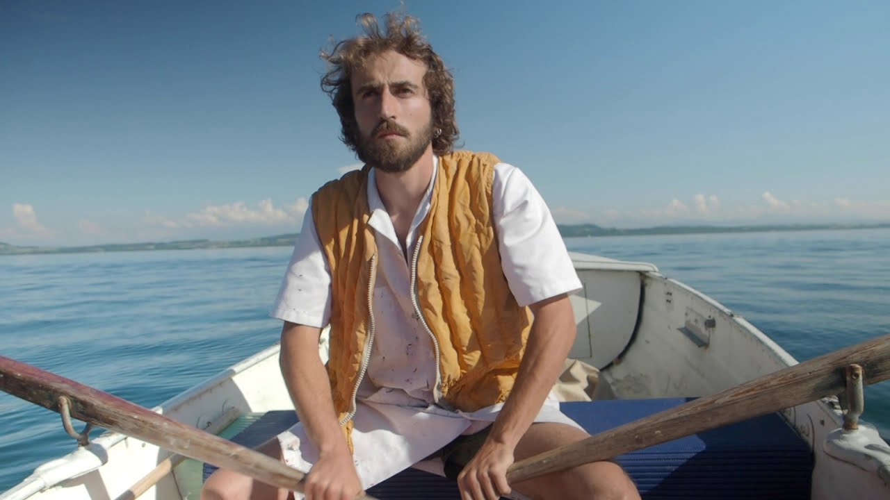 Lake Invaders - Collections Bestiales S03 E01 - YouTube