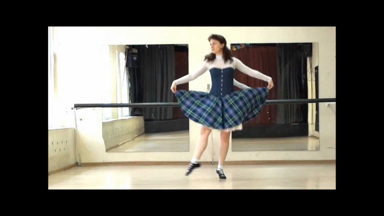 Blue Bonnets Over the Border, a Scottish dance - YouTube
