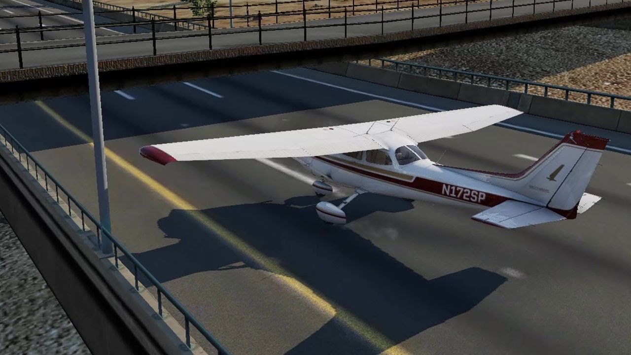 Plane Emergency Landing ON Busy Runway - YouTube