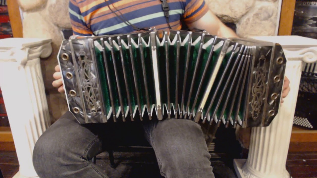 3442 - Slate Glass and Sons Chemnitzer Concertina LM 24 28 $799 - YouTube