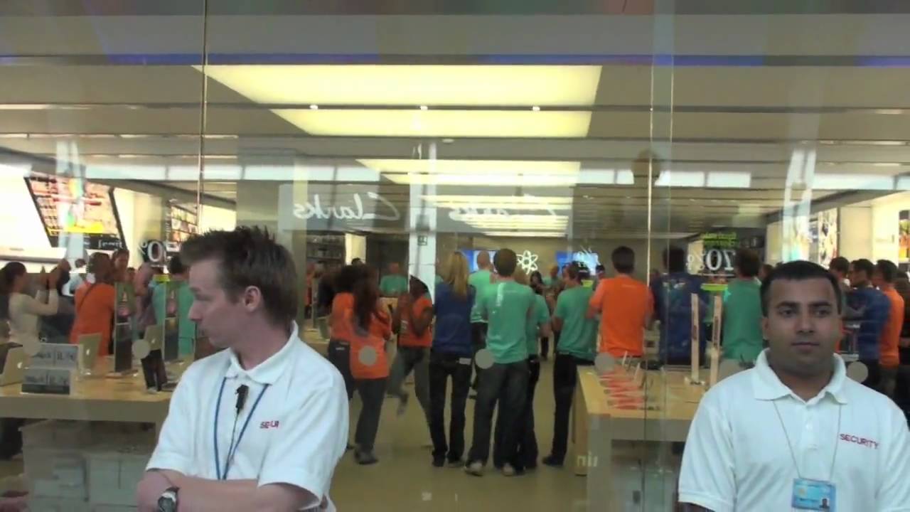 Apple Store Opening - Churchill Square, Brighton, UK - YouTube