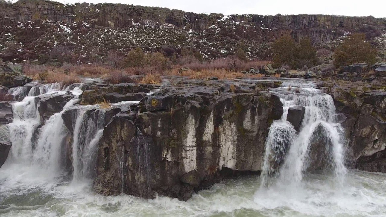 Cauldron Linn 11,000 CFS 3/8/2017 - YouTube