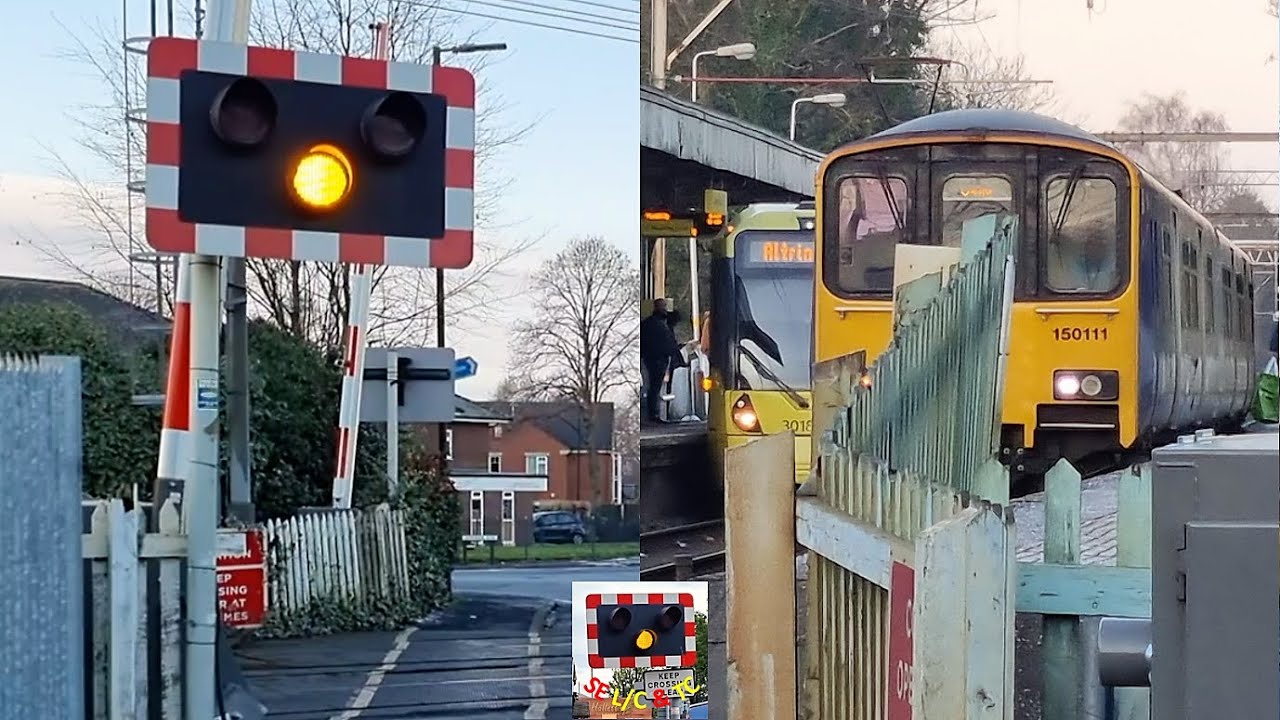 Navigation Road Level Crossing, Greater Manchester - YouTube