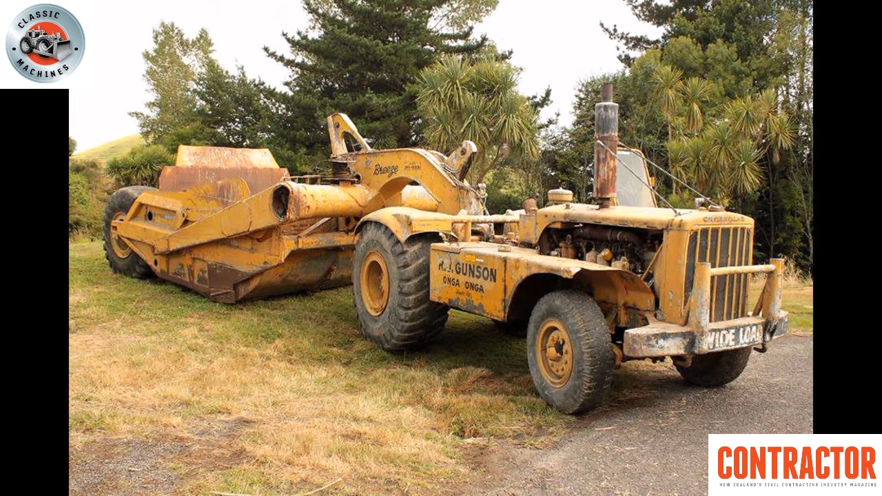Earthmoving classics: The Caterpillar DW-15 scraper - YouTube