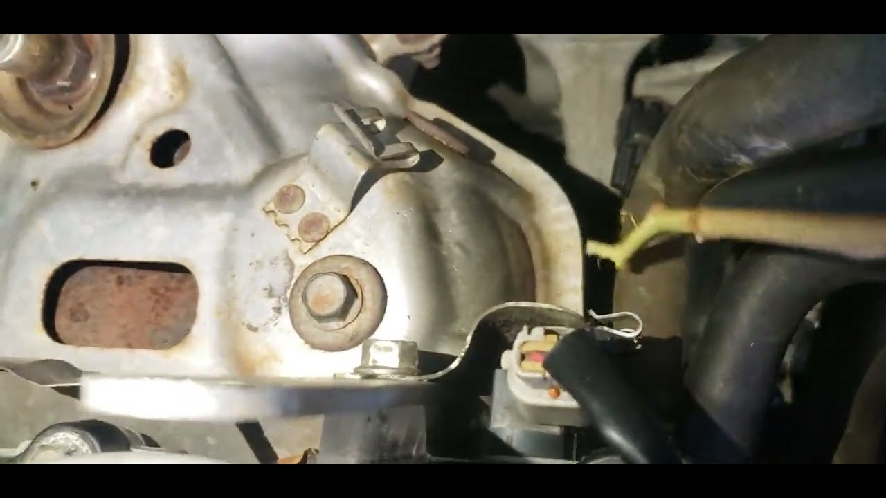 Location of Sensors Mitsubishi Outlander Sport 2014. Camshaft ...