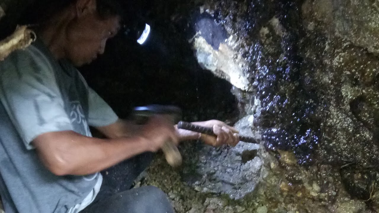 GOA MISTERI GOA ALAM YANG PENUH DENGAN BATU AKIK DI DALAM LOBANG ALAM ...