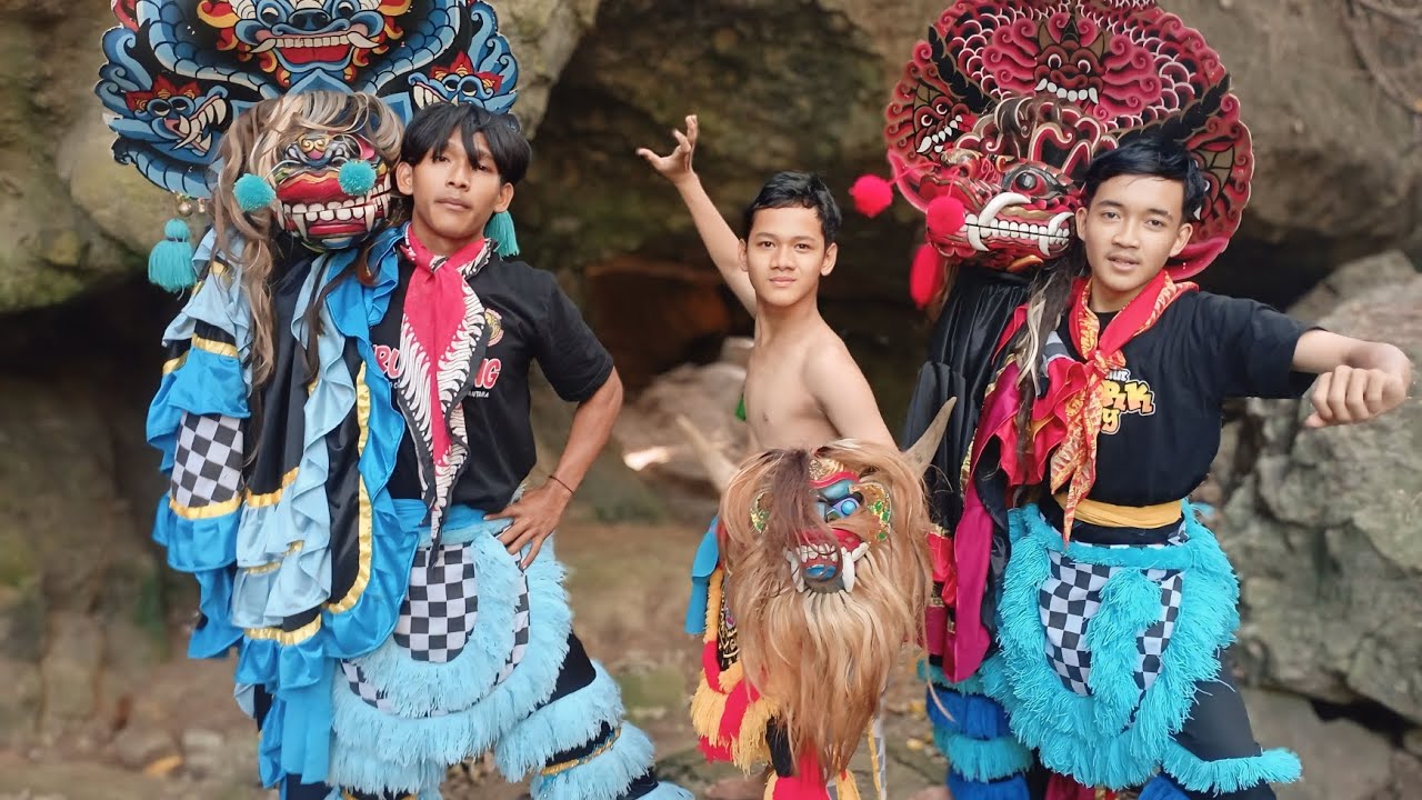 VLOGER BARONGAN TELON DI GOA SRI BOLONG || GUNUNG SELOK - ADIPALA - YouTube