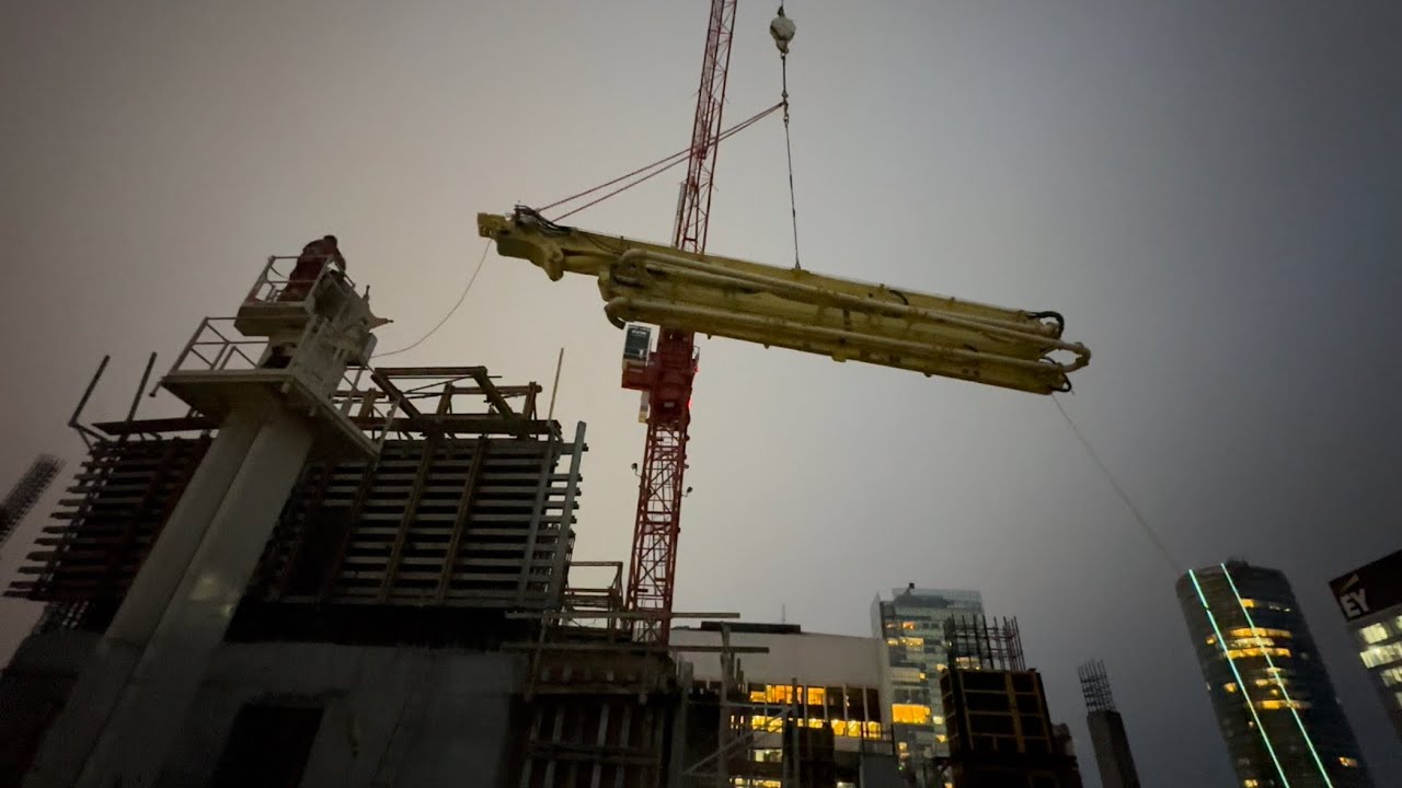 Flying the Putzmeister MX 35/39Z placing-boom. - YouTube