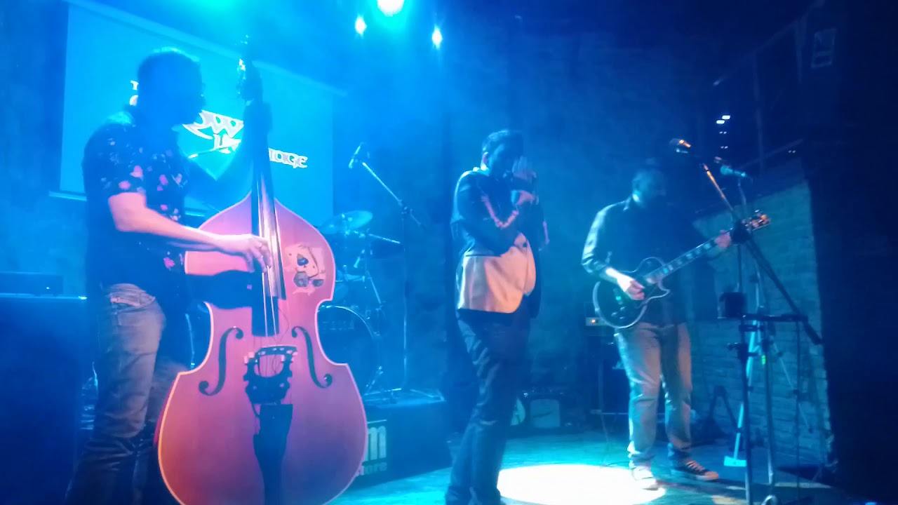 The Jumpin' Bones - My Babe - YouTube