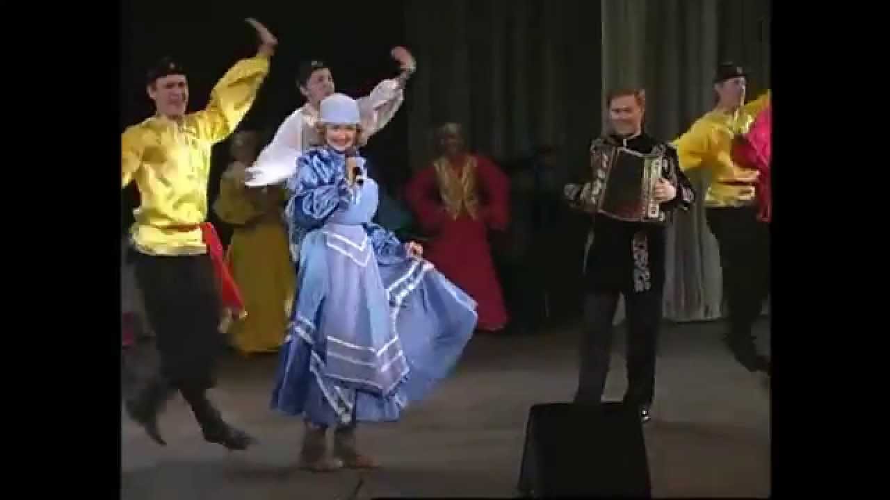 Chabata.Tatar folk dance and song. - YouTube