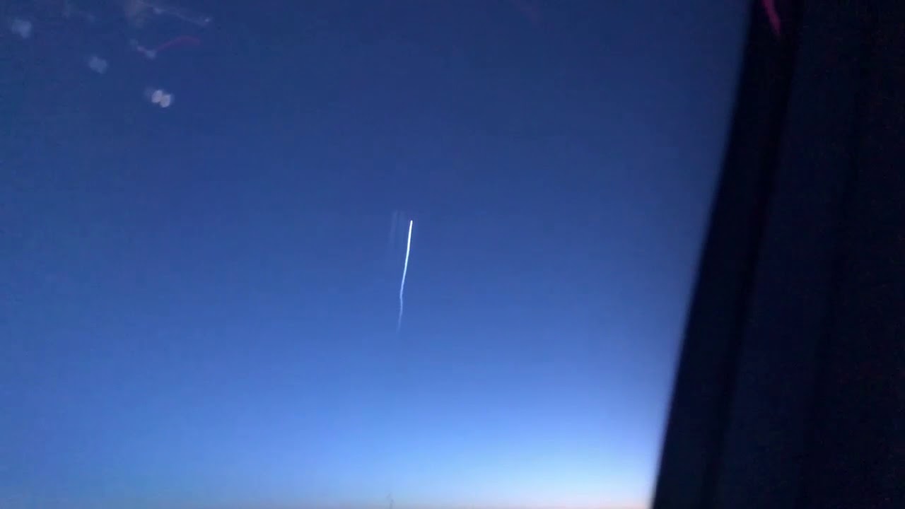 Airplane view of SpaceX Falcon 9 Starlink Prototype launch - YouTube