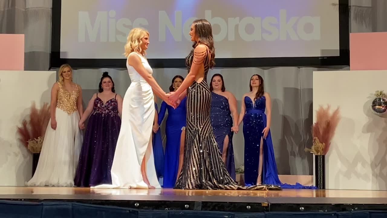 ‘An absolute honor’: Steffany Lien named Miss Nebraska 2022 - YouTube