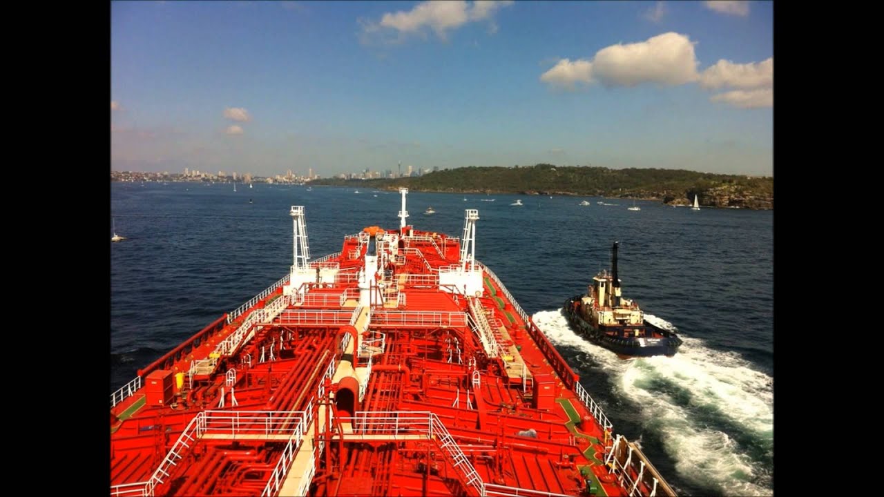 Iver Excel arriving in Sydney, Australia - YouTube