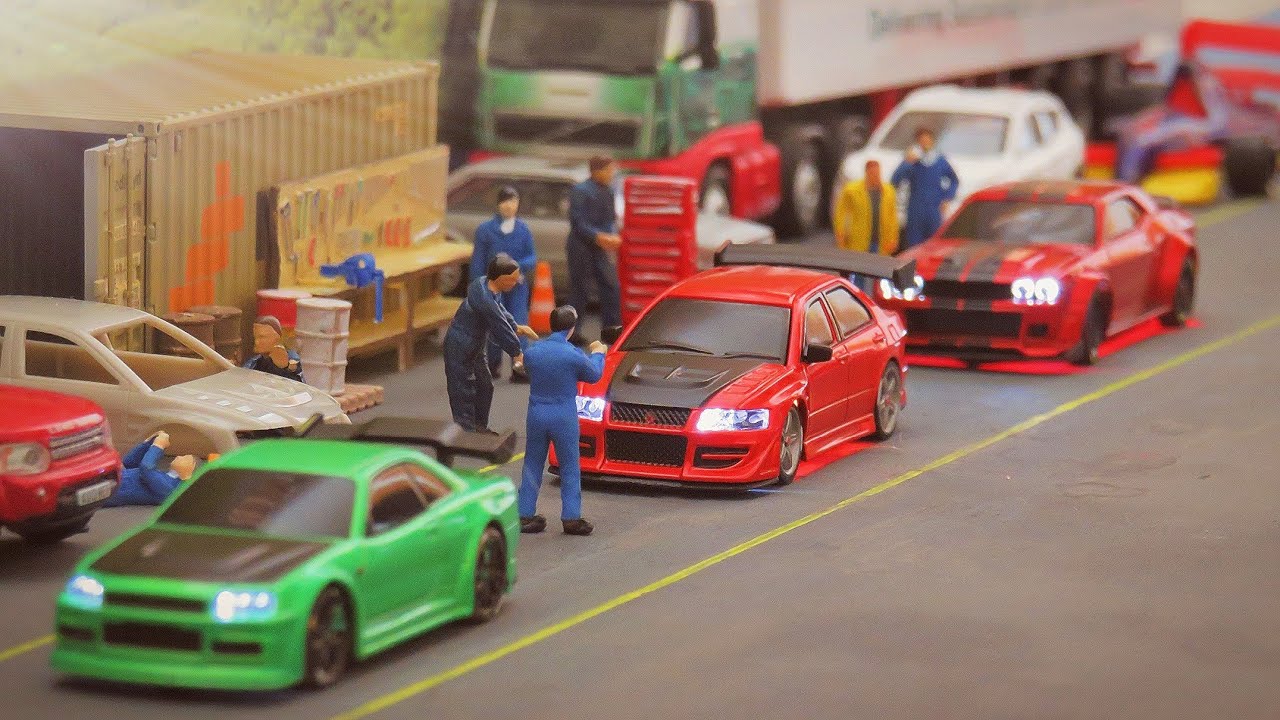 TurboRacing 1:76 Scale RC Cars and Racetrack. New Car and Track ...