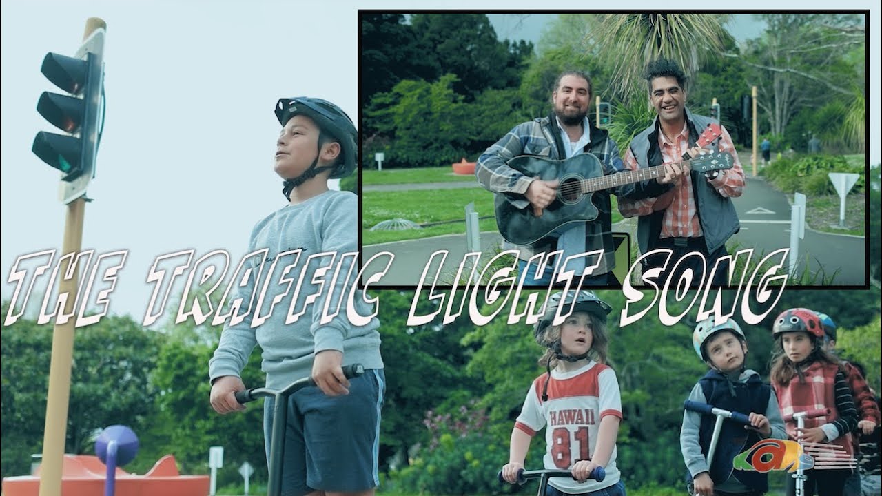 The Traffic Light Song - YouTube