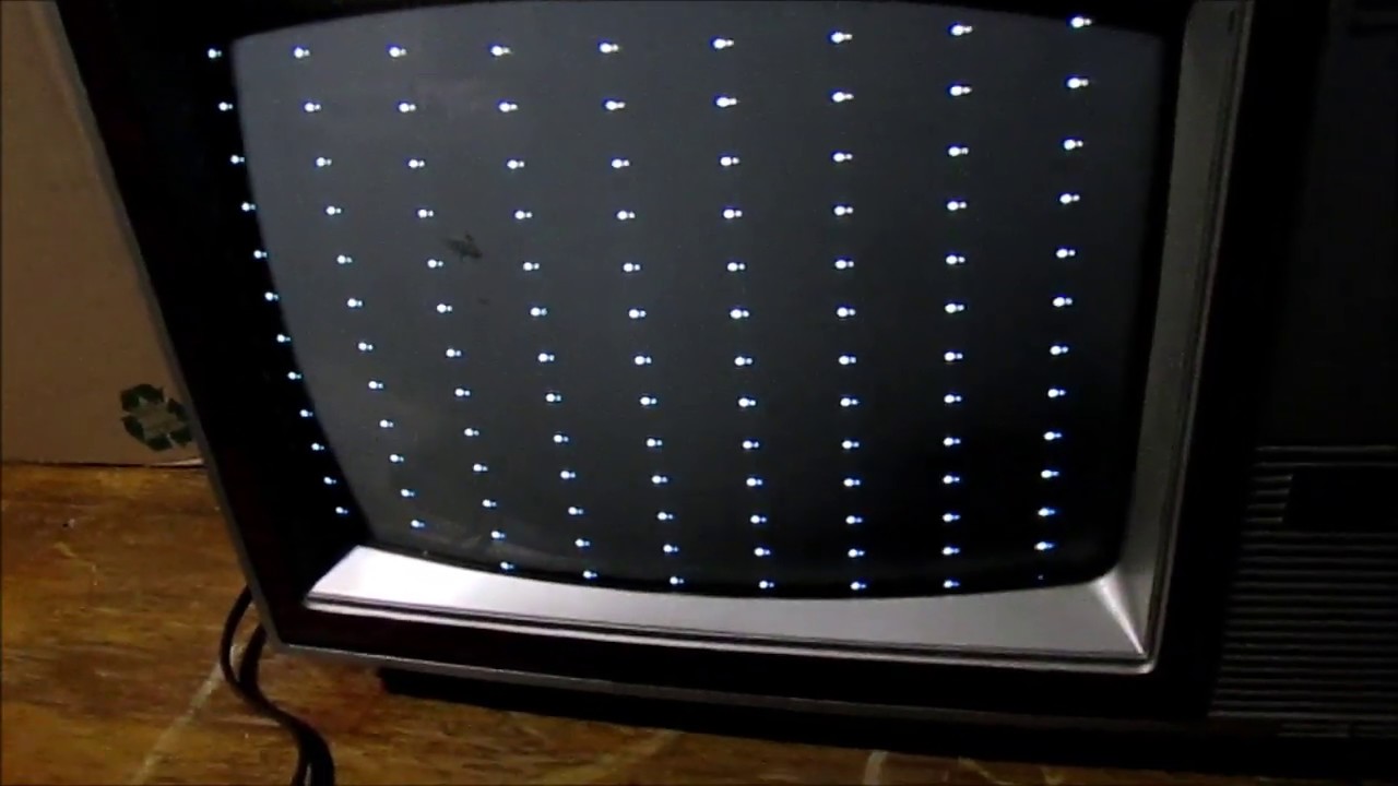 Hitachi CT1306 13" Color TV (1982) - YouTube