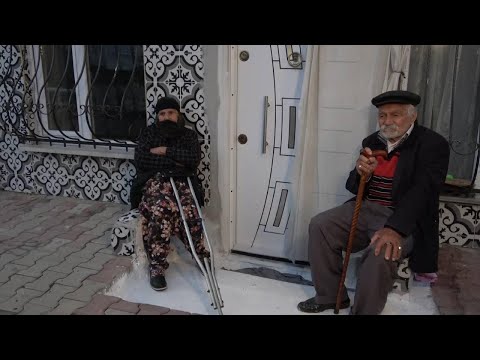 Ev sahibi kilidi değiştirince yaşlı çift evine giremedi