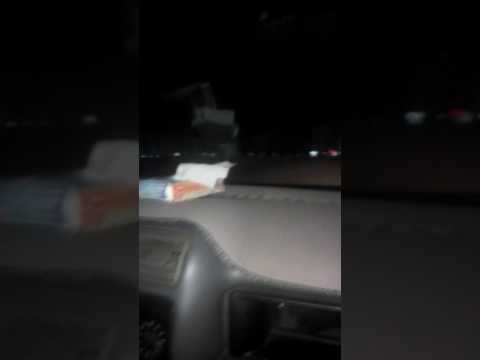 Arkadaşlan araba keyfi