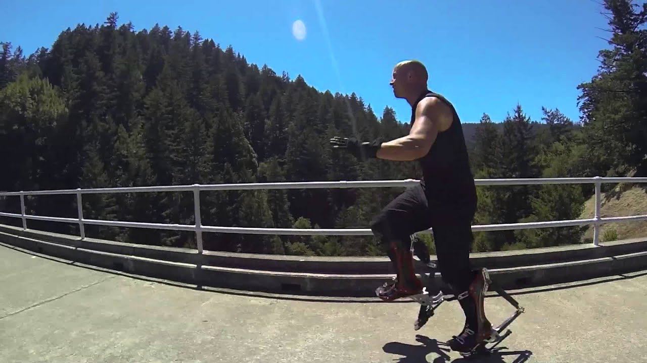 THE BIONIC BOOT FE2C1340 B104 45AF A8F1 1E40007A4E19 - YouTube