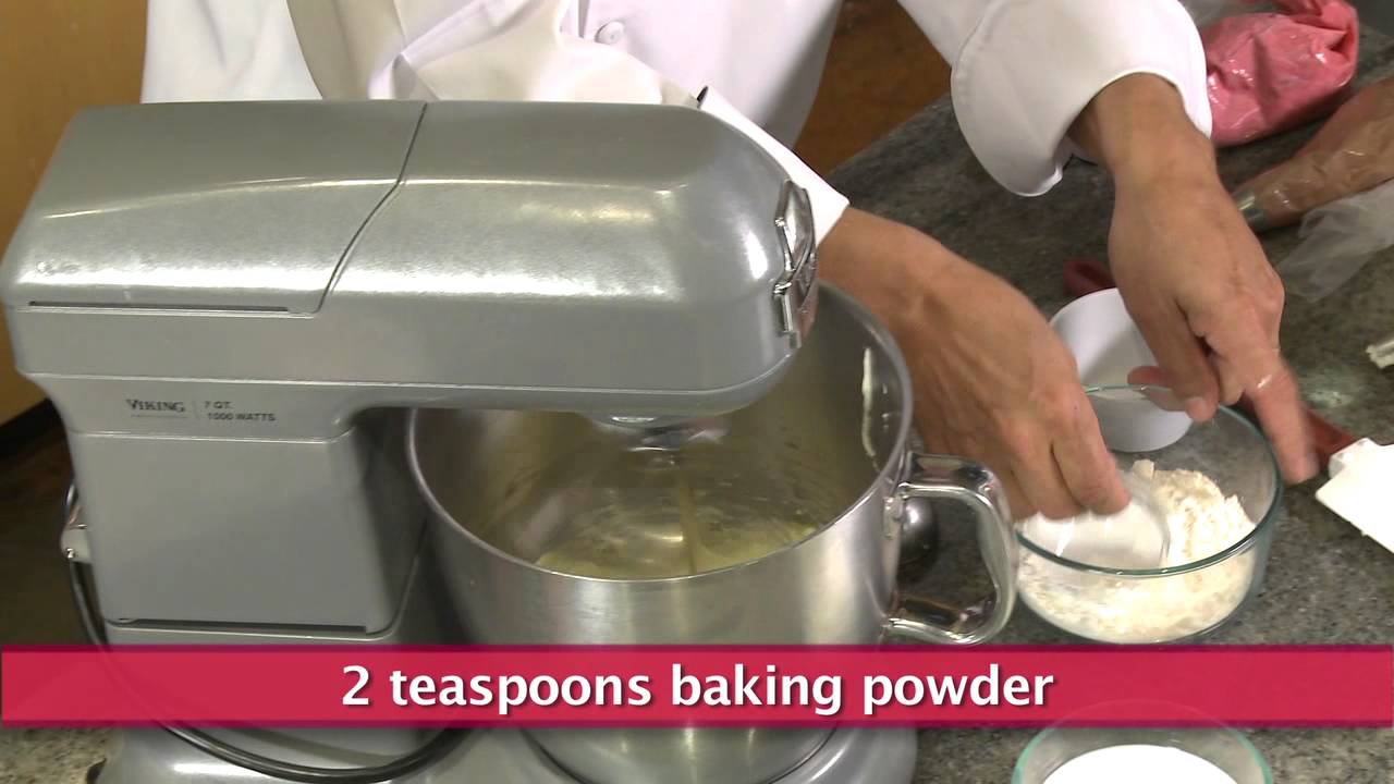 Cupcakes - Featuring Ultragrain® All Purpose Flour - YouTube