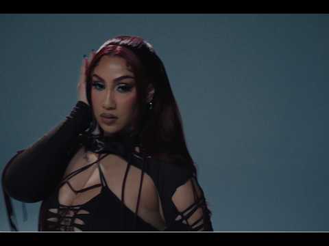 Queen Naija - put it on (eat)