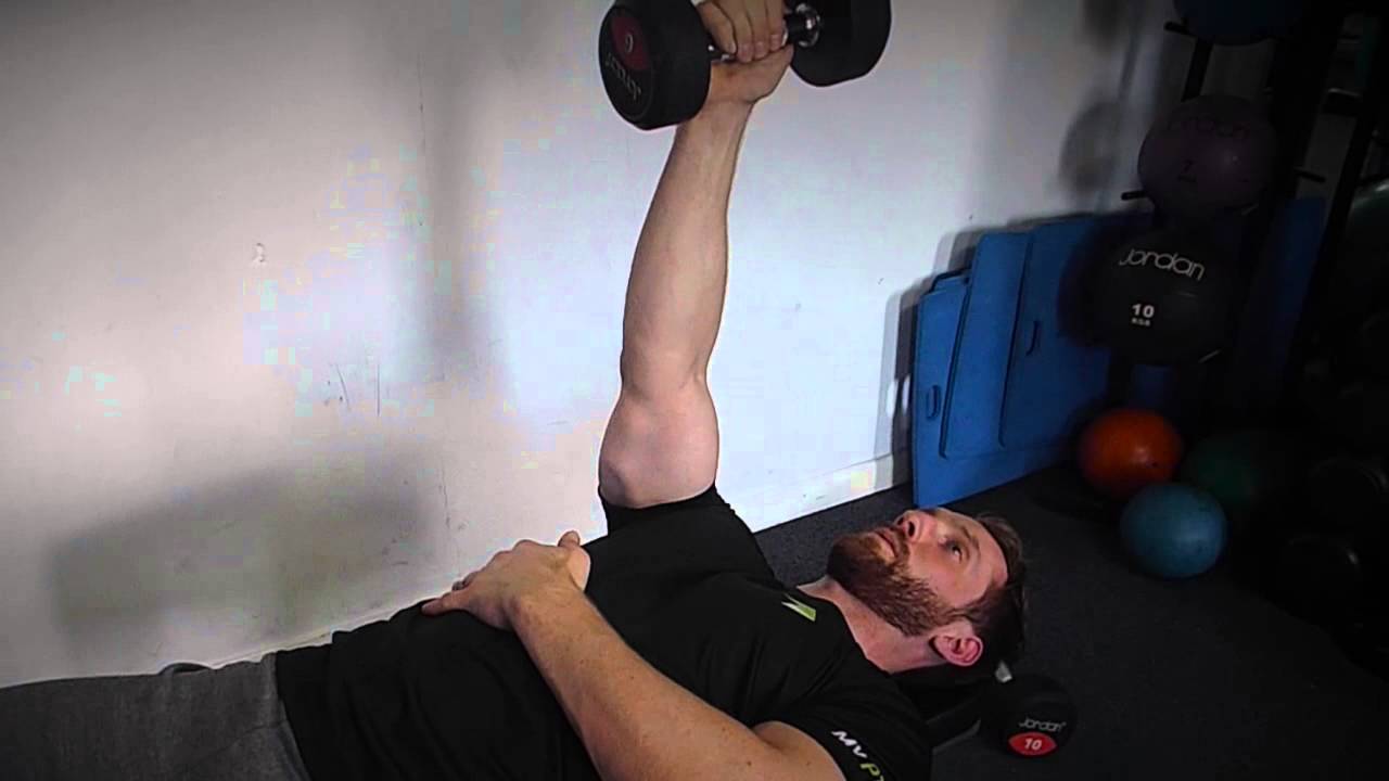 One-Arm Flat Bench Dumbbell Flye - YouTube