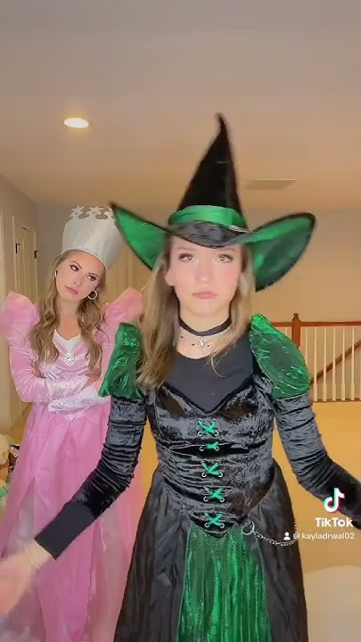 Kayla And Kalli Tiktok Dance Trend πͺ©π Shorts Youtube