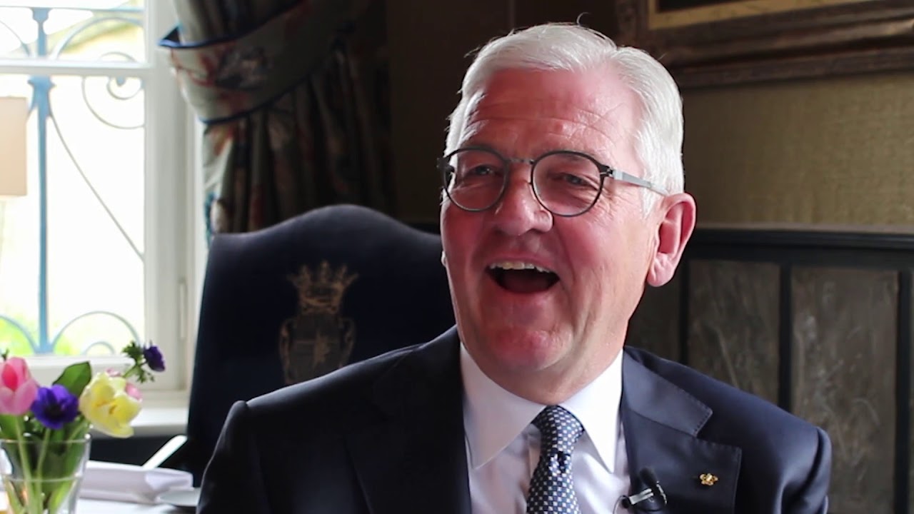 Peter Harkema over vernieuwd Château Neercanne in Maastricht - YouTube