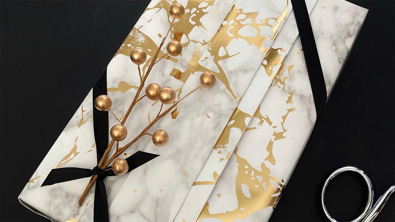Pleated Band Gift Wrapping | Gift Wrapping Ideas - YouTube
