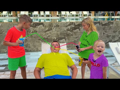 СОФИЯ И НИКА И НАПИТКИ ДЛЯ ПАПЫ. СОФУНЬЯ ШАЛУНЬЯ