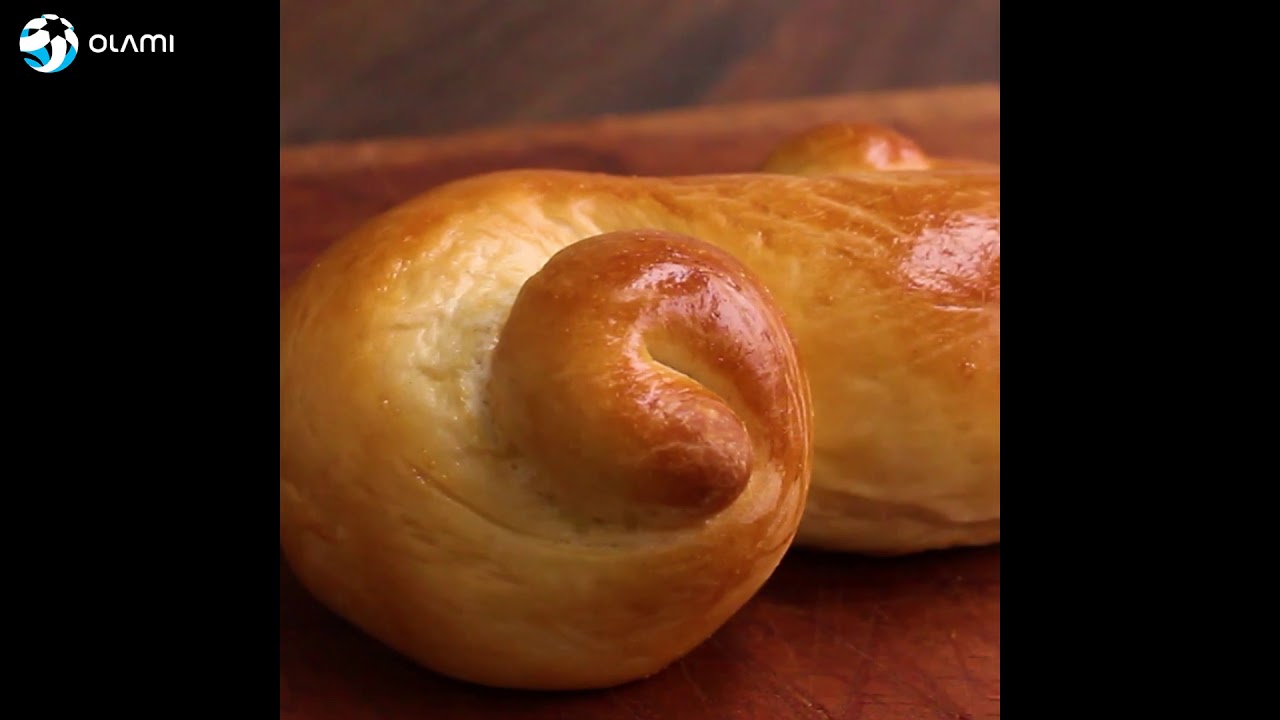 9 ways to braid challot by Jamie Geller for Olami's Share Shabbat - YouTube