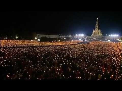 Our Lady of the Rosary, Candlelight procession Fatima 2019 - YouTube