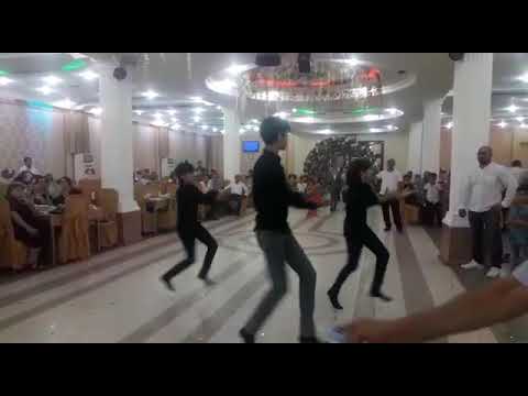 Er reqs qurupun 3 telebesi Naxcivan toyunda Yalandi abi