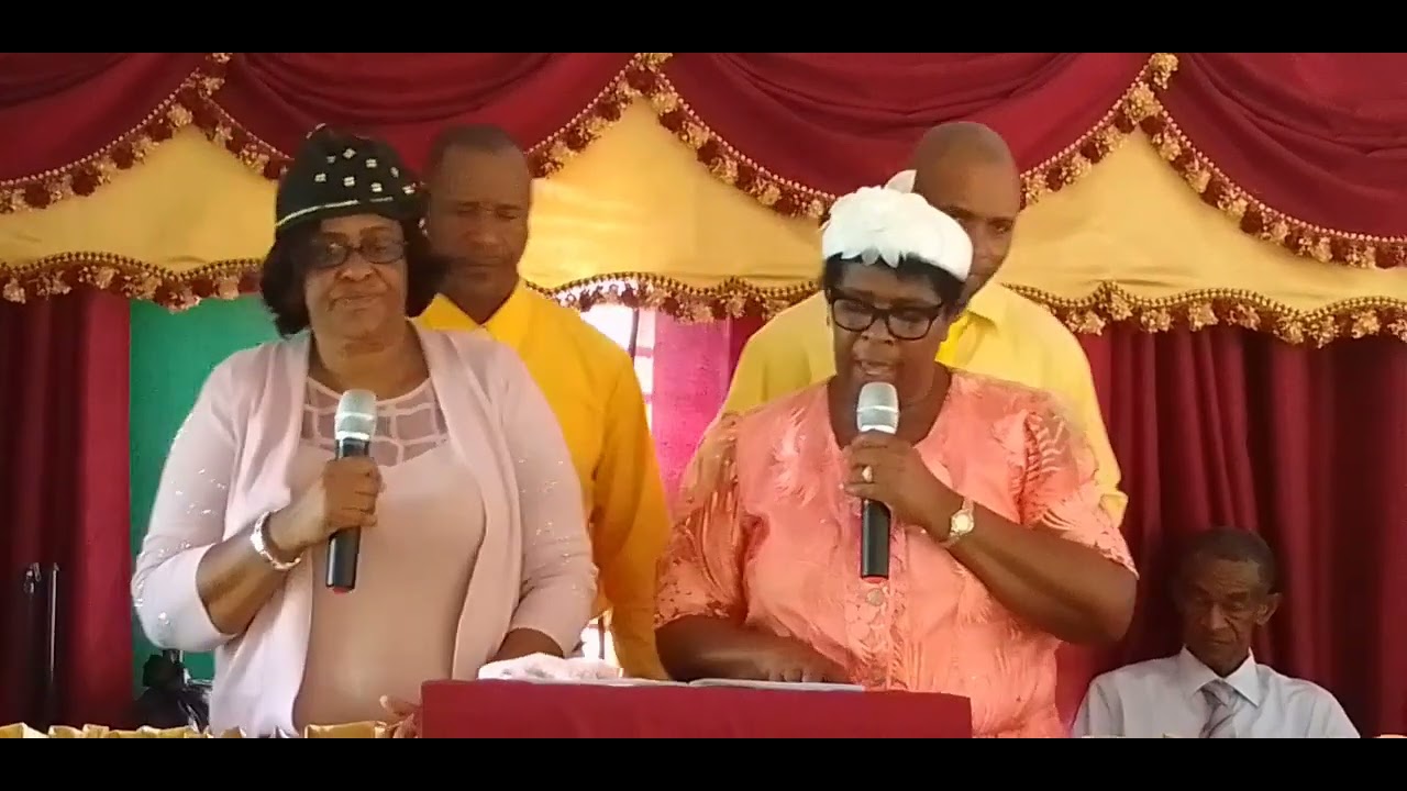 I am praying - Faith Force Choir - YouTube