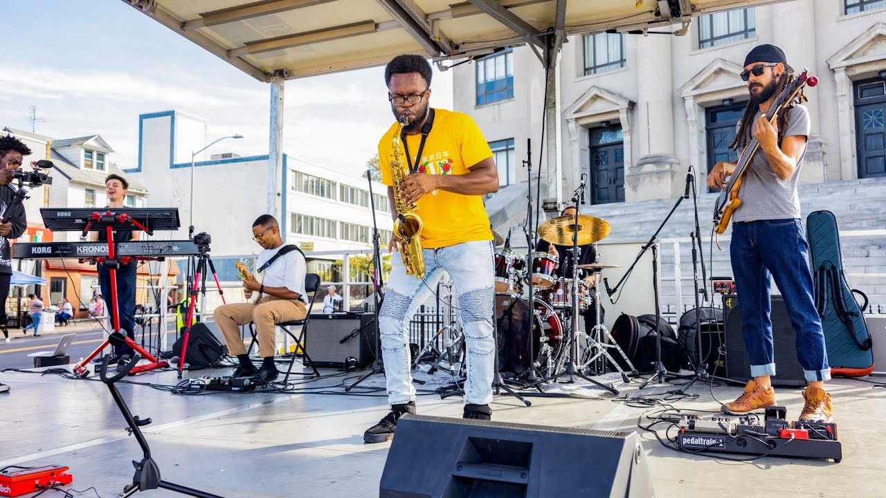 THE BEST LIVE MUSIC PERFORMANCE OF MY LIFE!!! *The moment I became ...