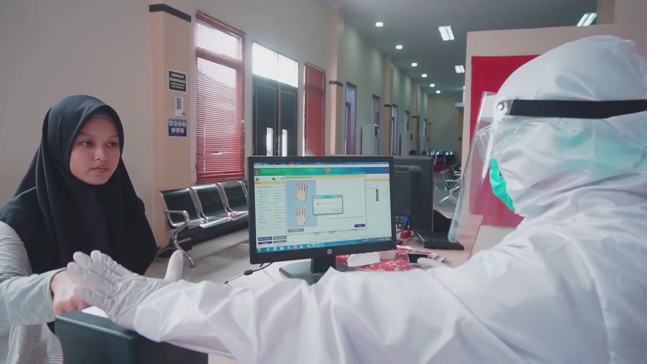 Pelayanan Disdukcapil Kab. Garut di tengah pandemi Covid 19 - YouTube