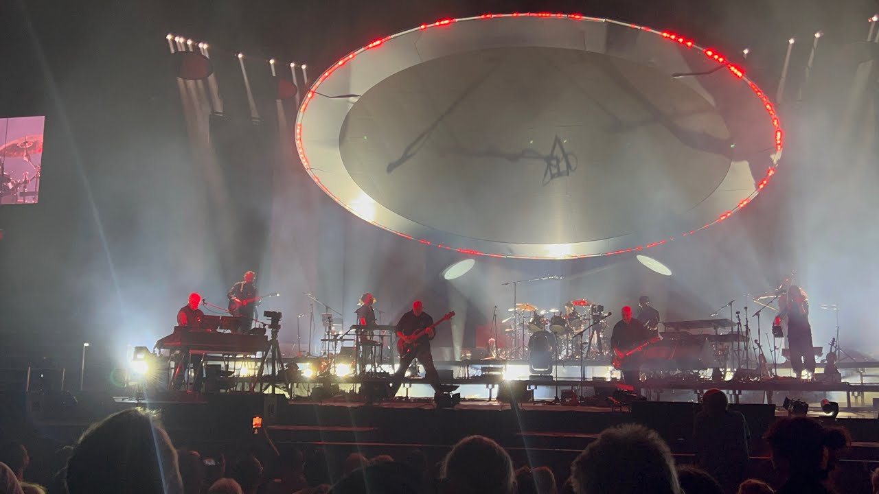Red Rain - Peter Gabriel - Toronto, Canada, September 11, 2023 - YouTube