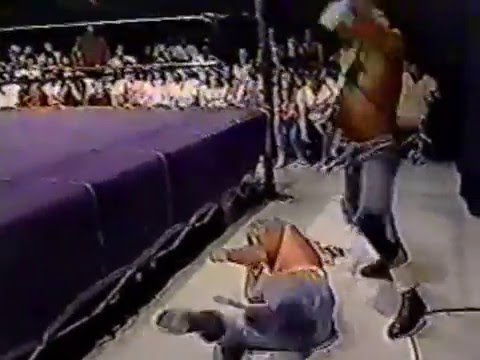 MoonDog Spot Has a Bone to Pick-1987 - YouTube