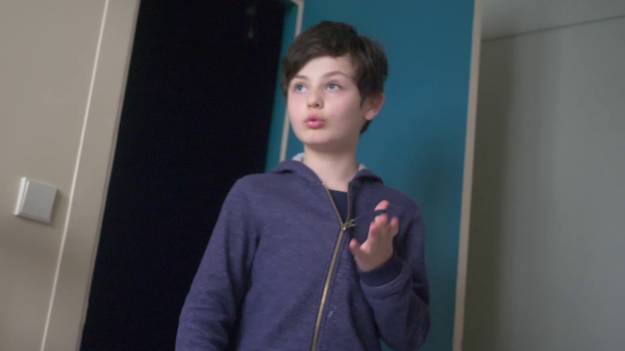 XDR tv - La presentation de moi meme - YouTube