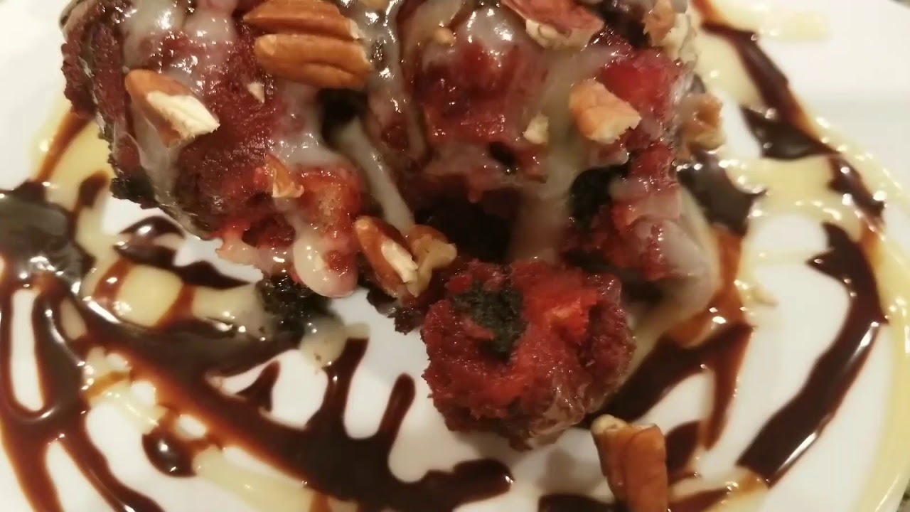Red Velvet Bread Pudding - YouTube