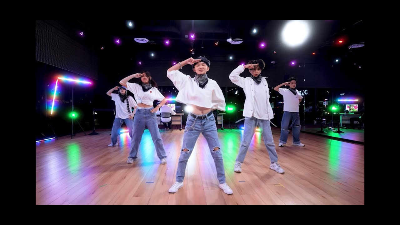 GANJI - PSY FT. JESSI | Performance Video | APP16 - YouTube