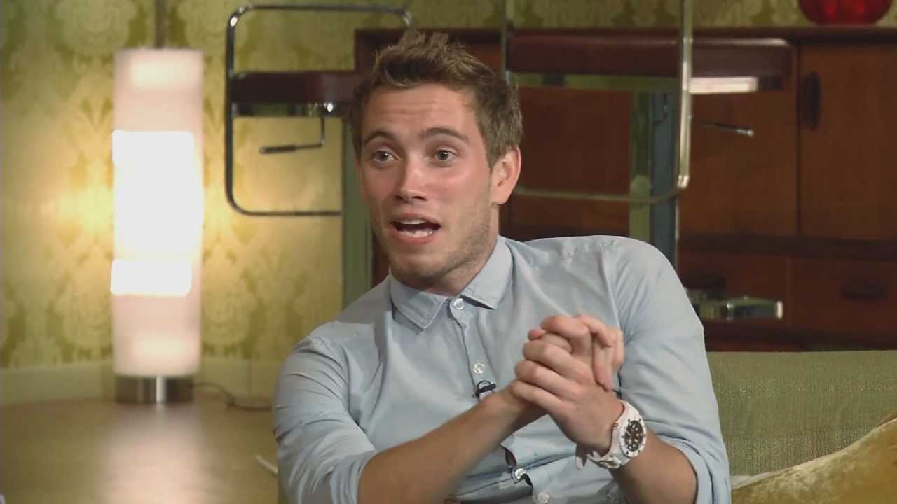 Hwb — Cyfweliad Geraint Hardy Interview (21/10/12) - YouTube