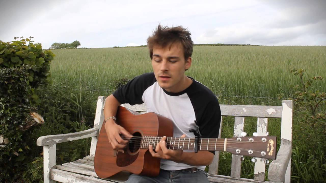 Sam Dowden - In A Daze live - YouTube