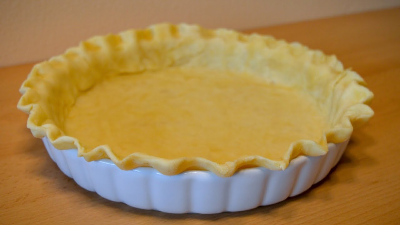 How to make the Perfect Buttery Flaky Pie Crust - easy and quick! - YouTube