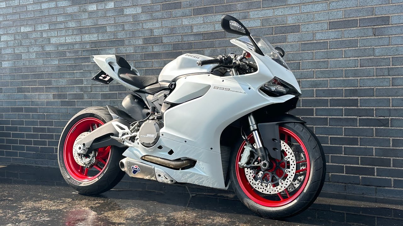 2022 Ducati 899 Panigale Wallpaper